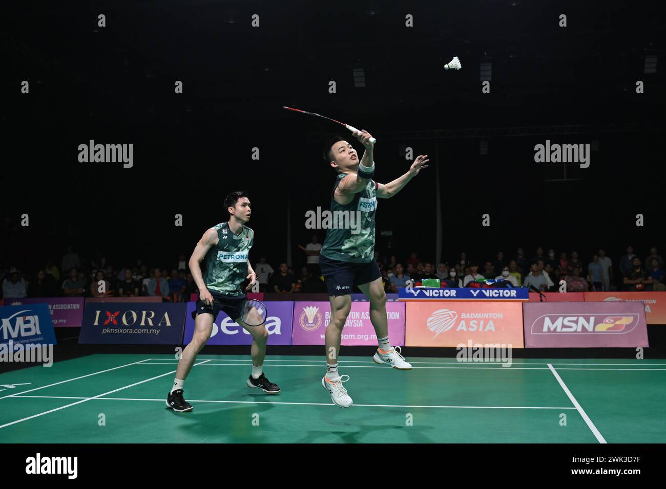 Shah Alam, Malaysia. 18th Feb, 2024. Aaron Chia Teng Fong (R)/Soh Wooi ...