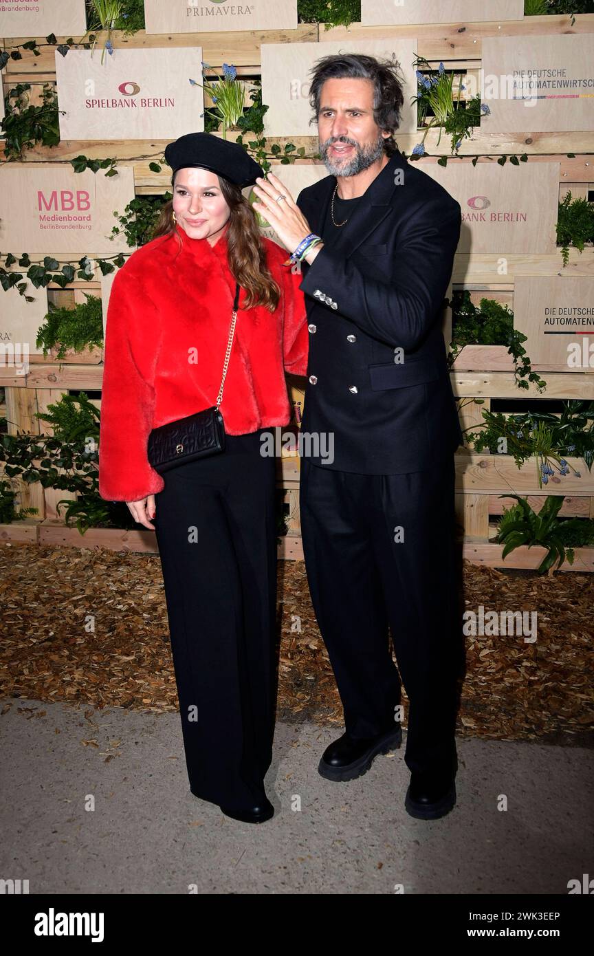 Mina Tander und Tom Beck bei der Medienboard Party 2024 im Rahmen der ...