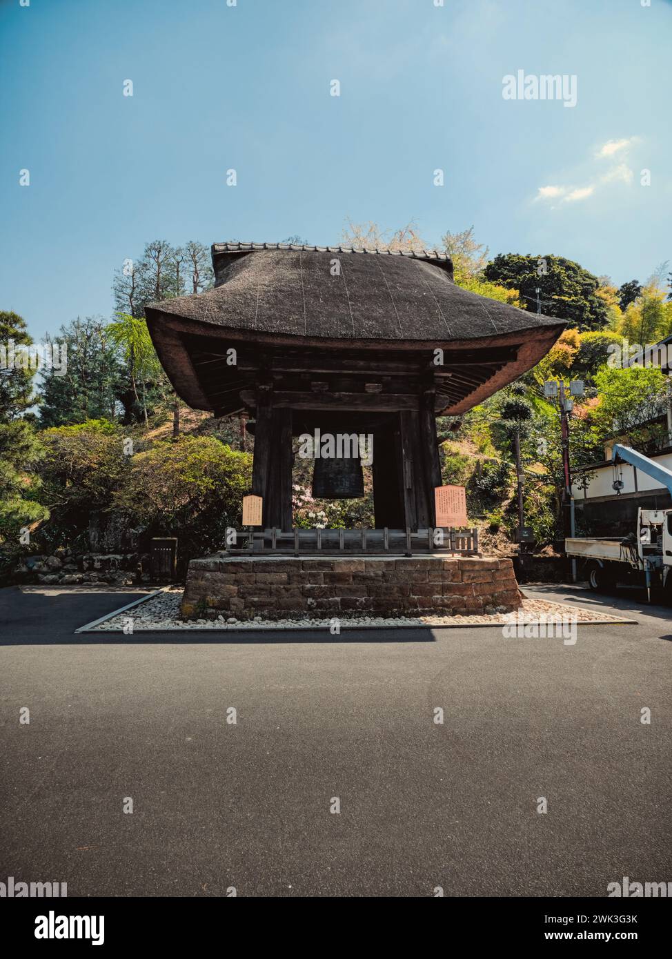 Bell at a shinto shrine in japan hi-res stock photography and images ...