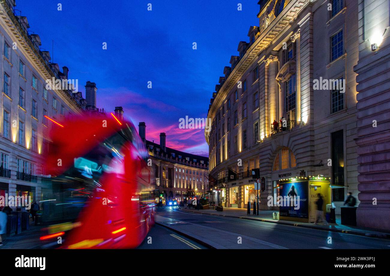 London evening sunset bus hi-res stock photography and images - Alamy
