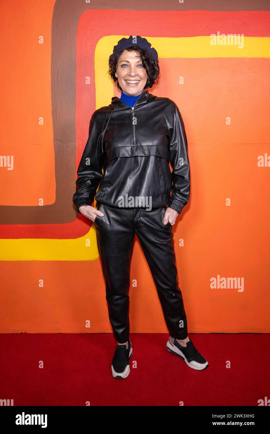 Burbank, USA. 17th Feb, 2024. Comedian Christine Peake attends Grand ...
