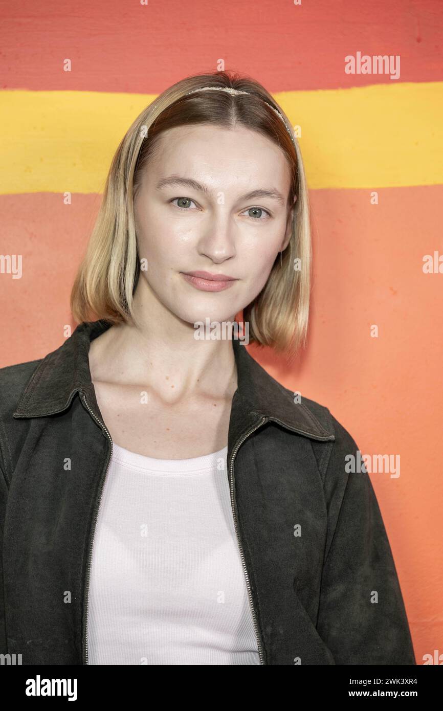 Burbank, USA. 17th Feb, 2024. Actress Jordan Whitney attends Grand ...