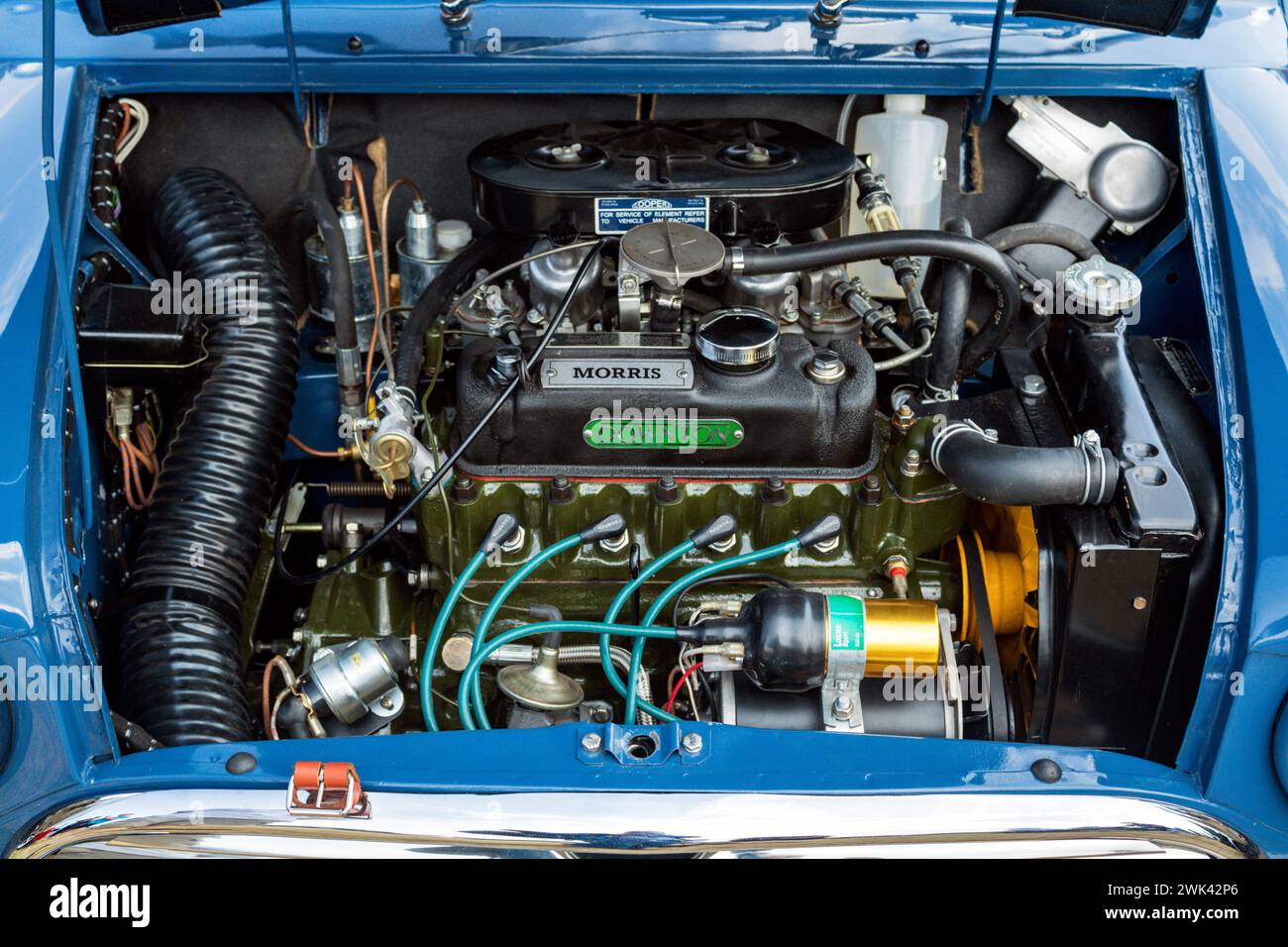 Morris mini engine hi-res stock photography and images - Alamy