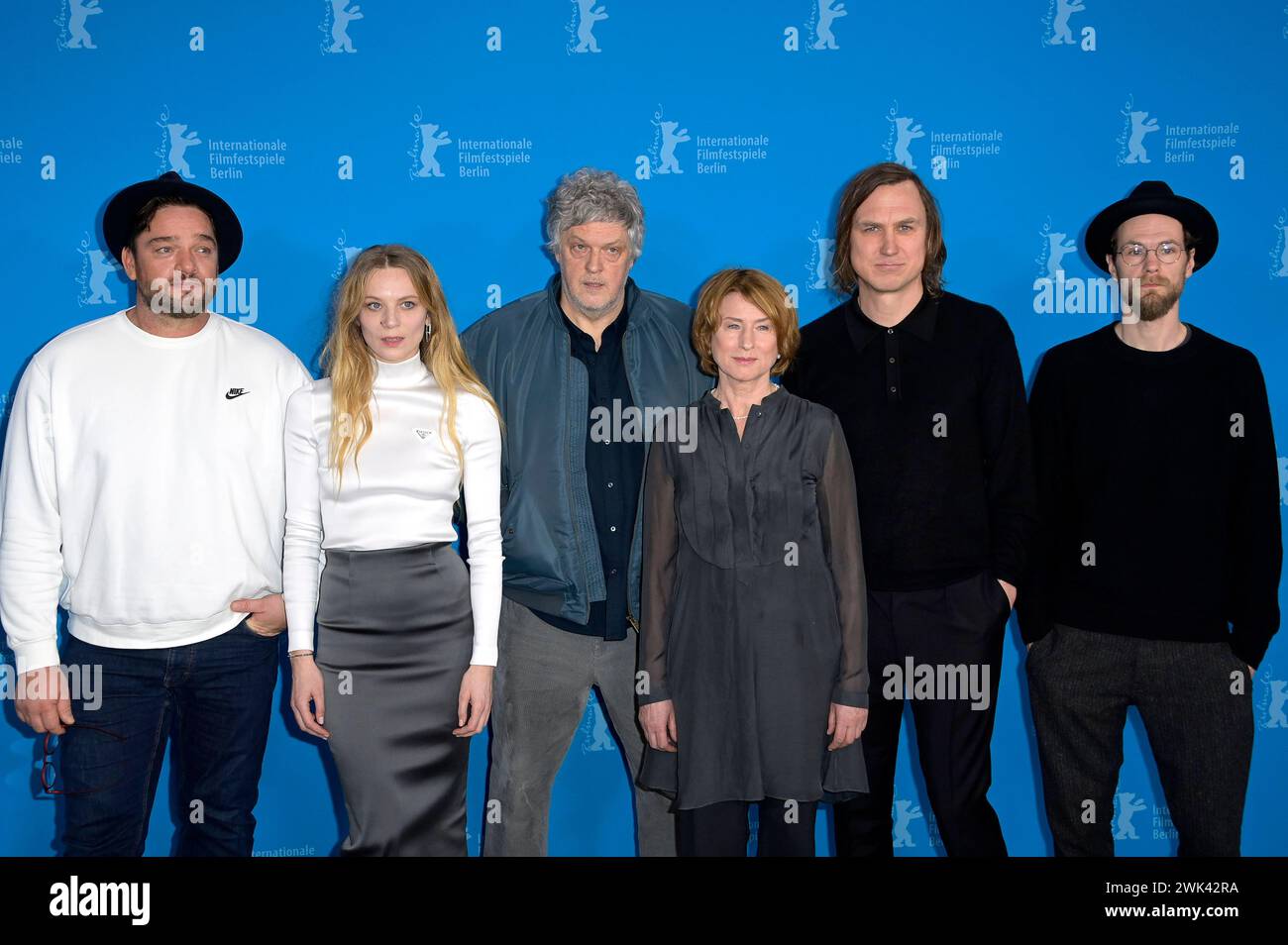 Ronald Zehrfeld, Lilith Stangenberg, Matthias Glasner, Corinna Harfouch ...