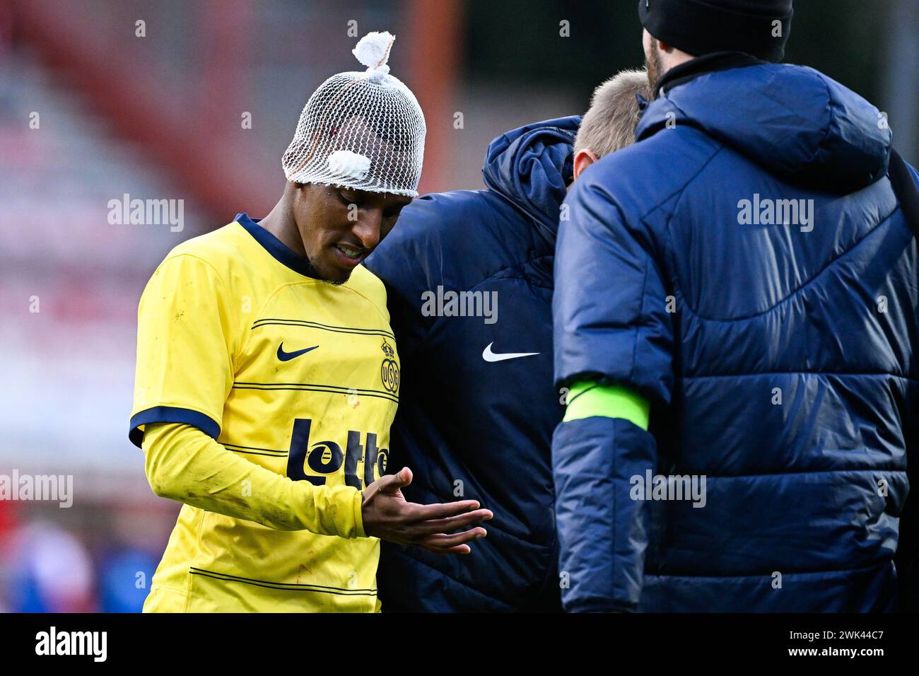 Union's Henok Teklab is injured during a soccer match between KV ...