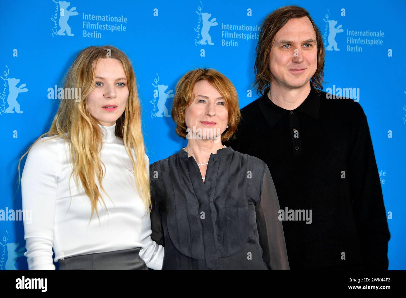 Lilith Stangenberg, Corinna Harfouch und Lars Eidinger beim Photocall ...