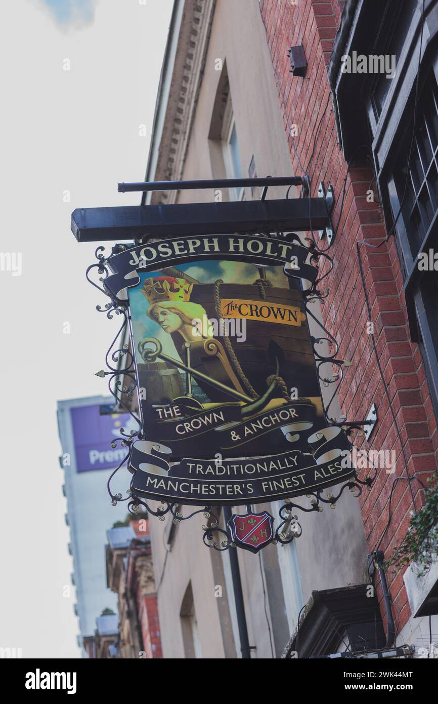 The Crown & Anchor Pub Sign Stock Photo - Alamy