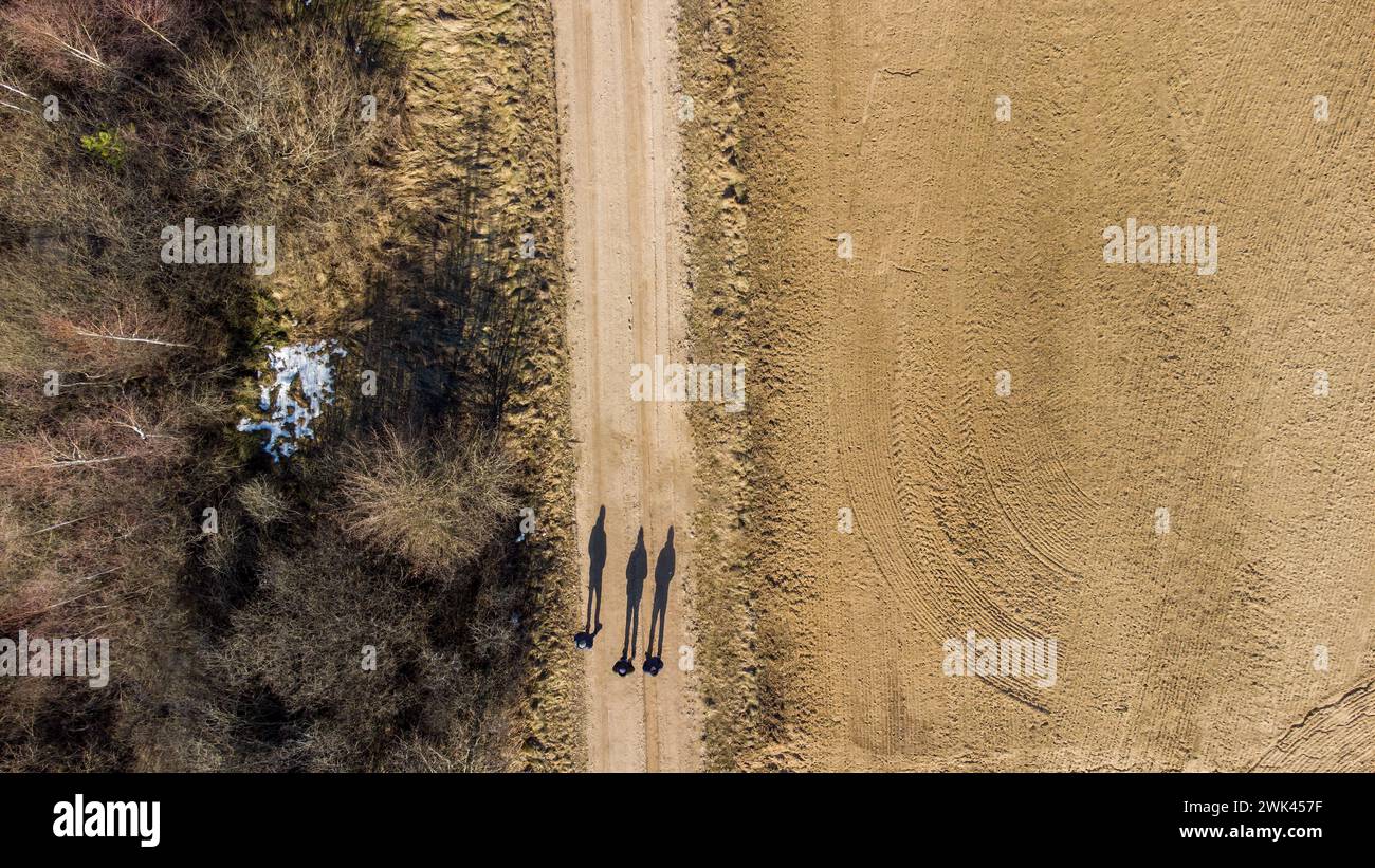 People walking top view hi-res stock photography and images - Alamy