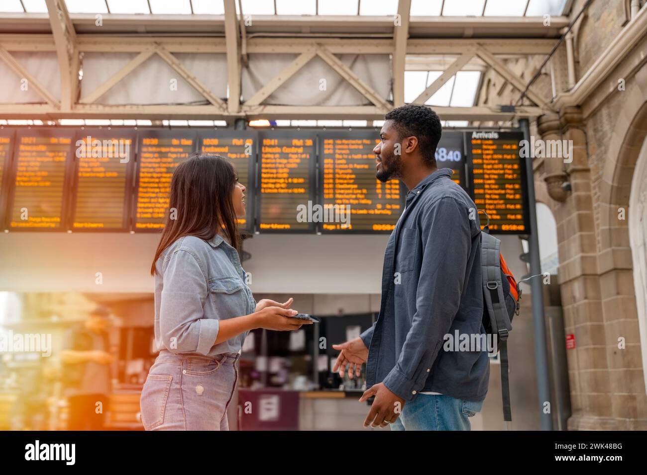 Happy african american couple traveling hi-res stock photography and images - Alamy
