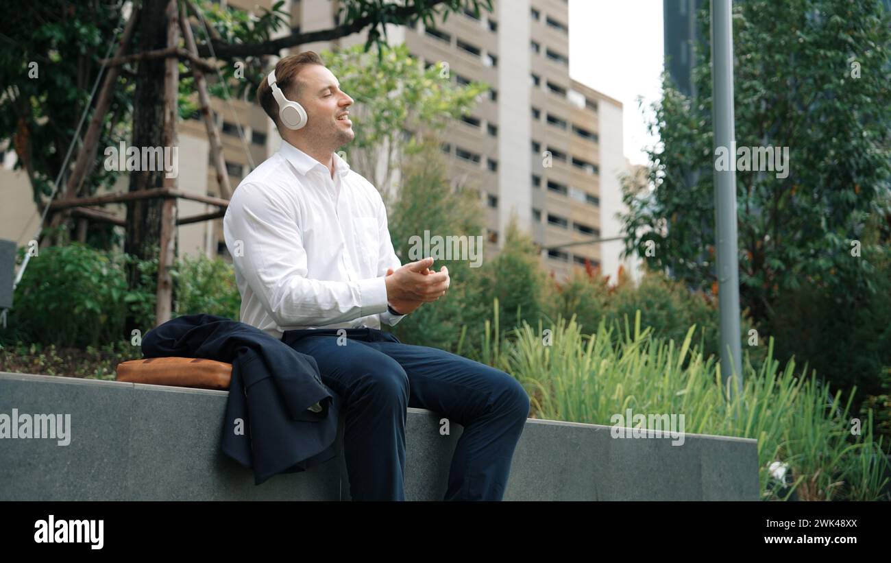 The tree listening project hi-res stock photography and images - Alamy