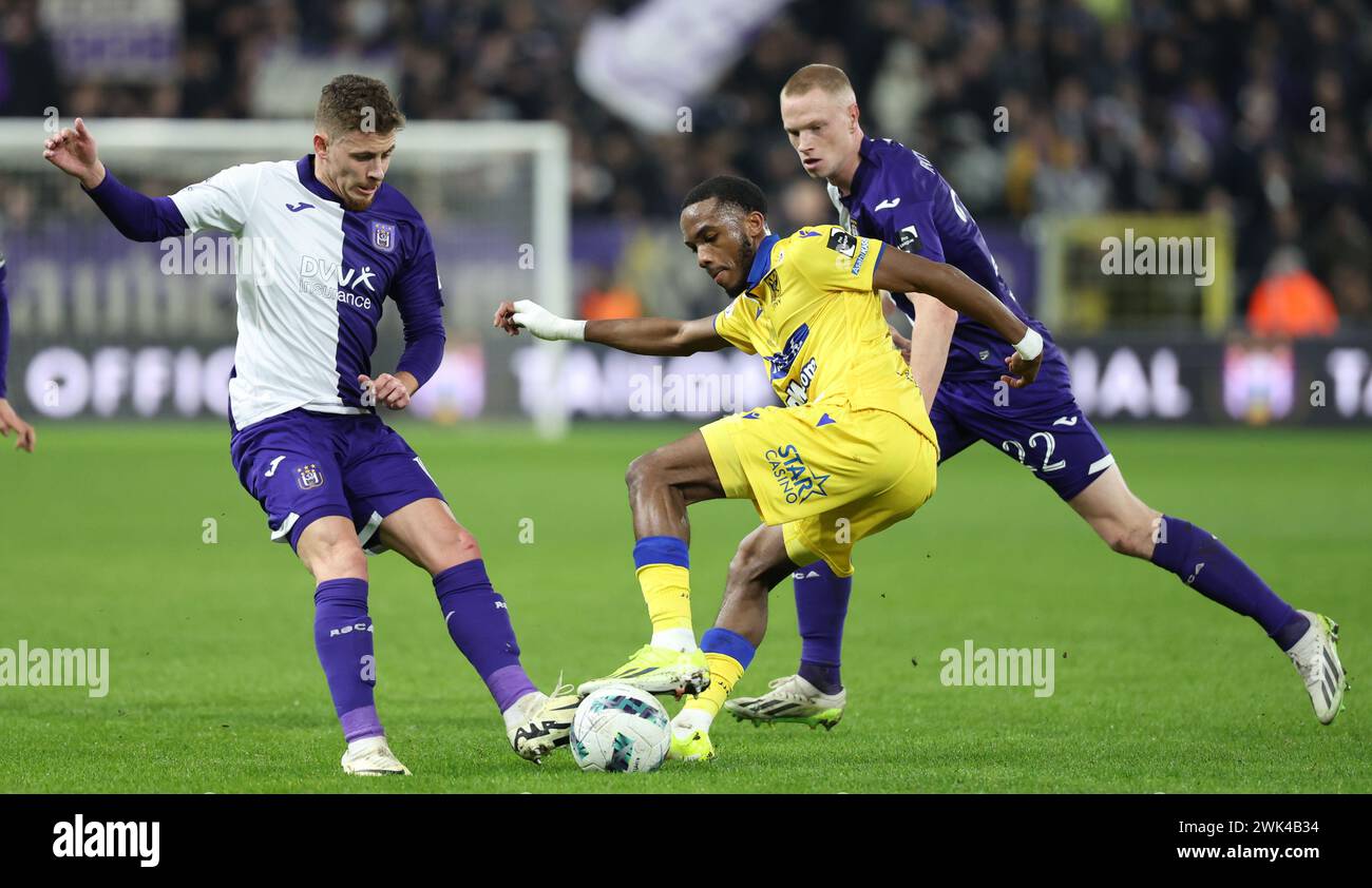 Brussels, Belgium. 18th Feb, 2024. Anderlecht's Thorgan Hazard, STVV's ...