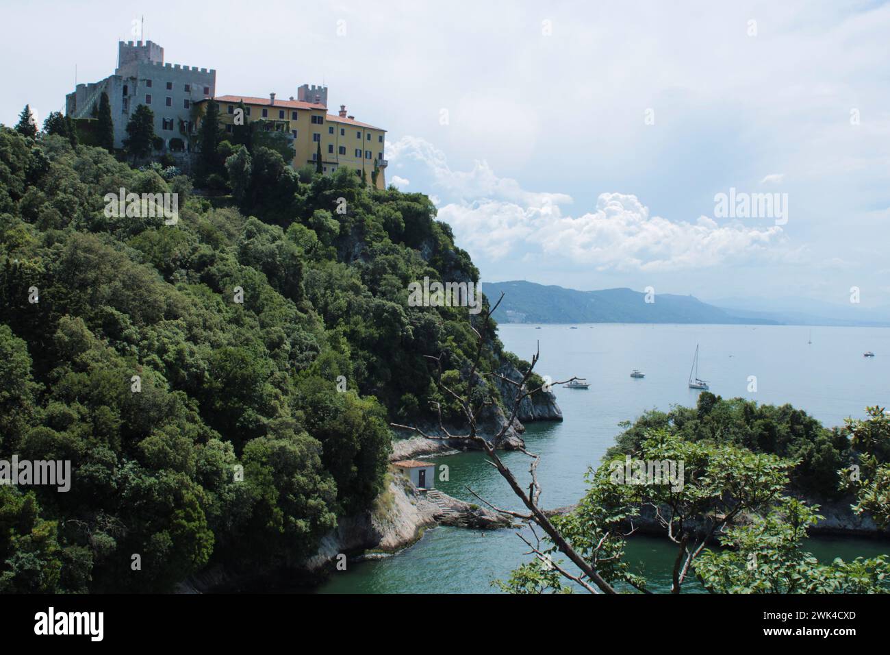 Duino castle hi-res stock photography and images - Alamy