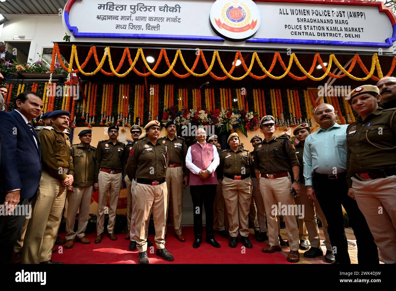 NEW DELHI, INDIA -FEBRUARY 18: Delhi LG Vinai Kumar Saxena, Delhi ...