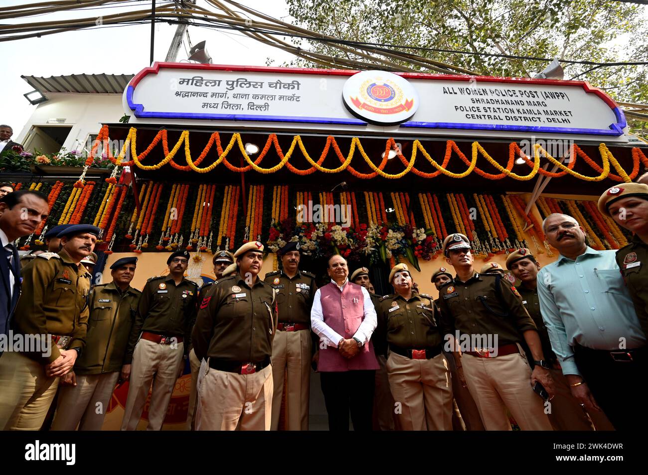 NEW DELHI, INDIA -FEBRUARY 18: Delhi LG Vinai Kumar Saxena, Delhi ...