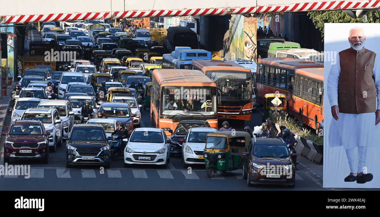 NEW DELHI, INDIA -FEBRUARY 18: Traffic congestion at Tilak Marg due to ...