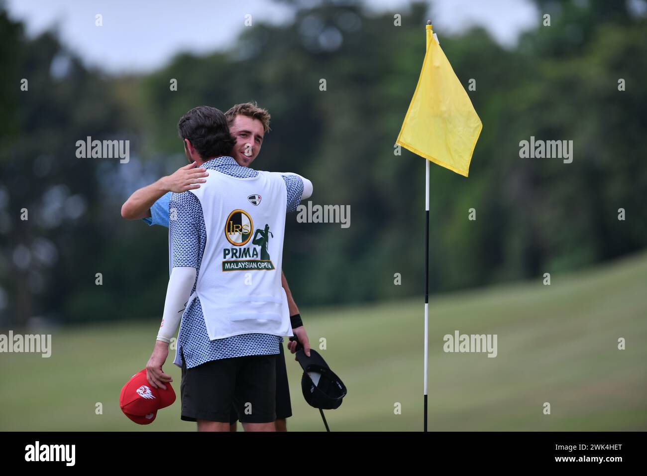 SERDANG - FEB 18: David Puig of Spain hug his caddie after make a ...