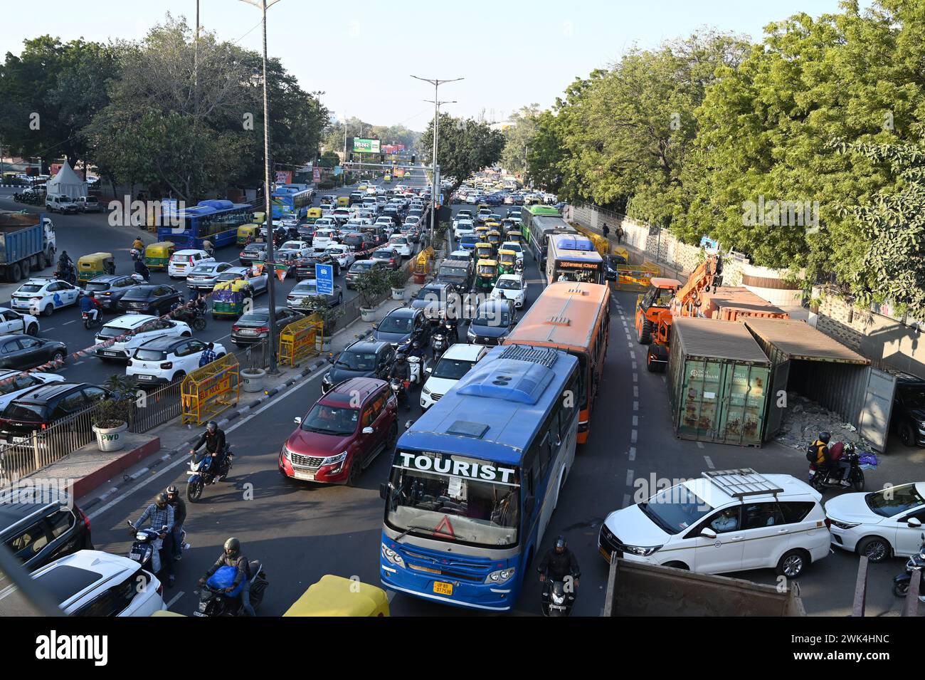 NEW DELHI, INDIA -FEBRUARY 18: Traffic congestion at ITO due to Delhi ...