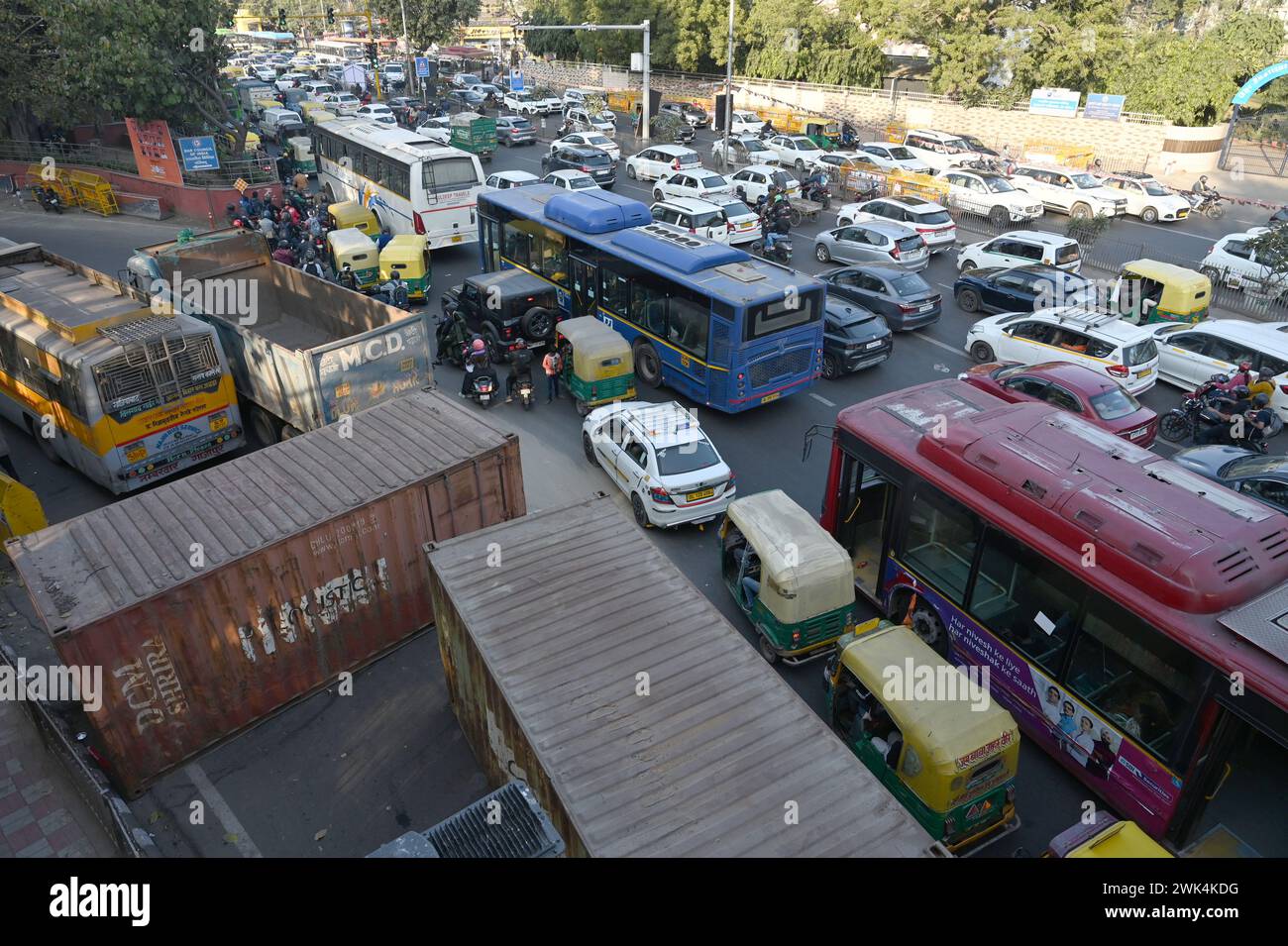 NEW DELHI, INDIA -FEBRUARY 18: Traffic congestion at ITO due to Delhi ...