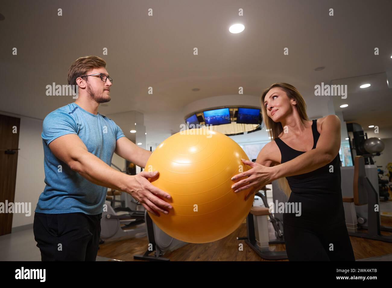 Yellow fitball hi-res stock photography and images - Alamy