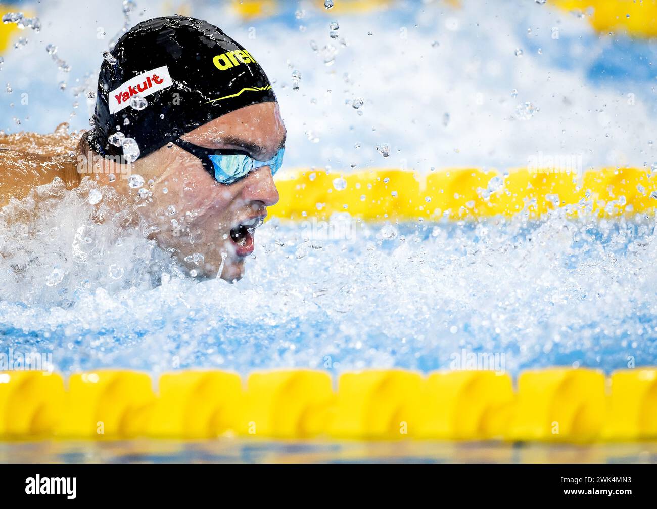 DOHA - Nyls Korstanje in action in the men's 4 x 100 medley during the ...