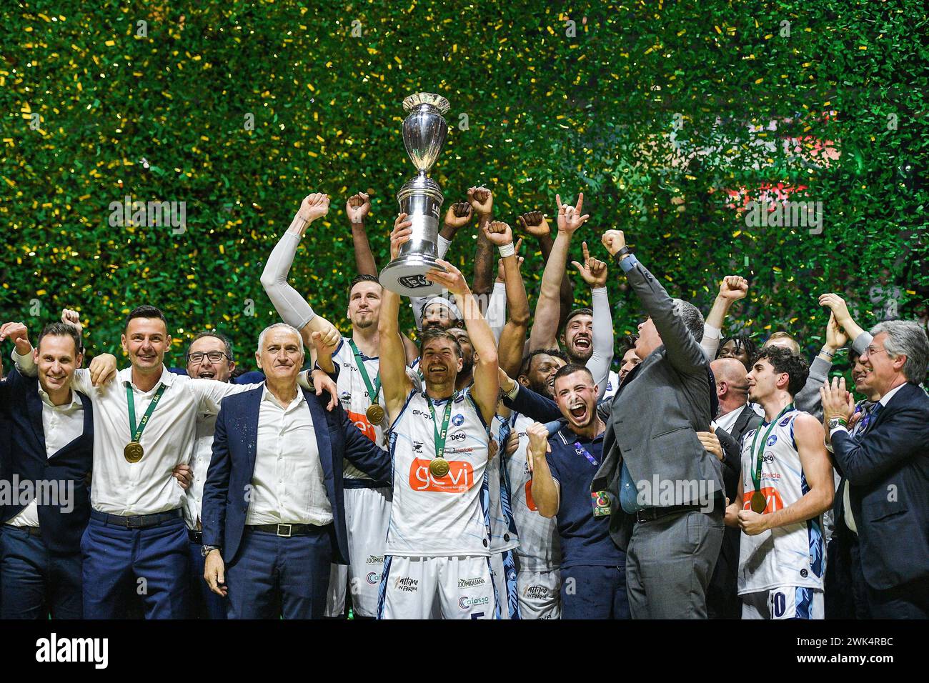 Torino, Italia. 18th Feb, 2024. GeVi Napoli Basket players celebrate ...