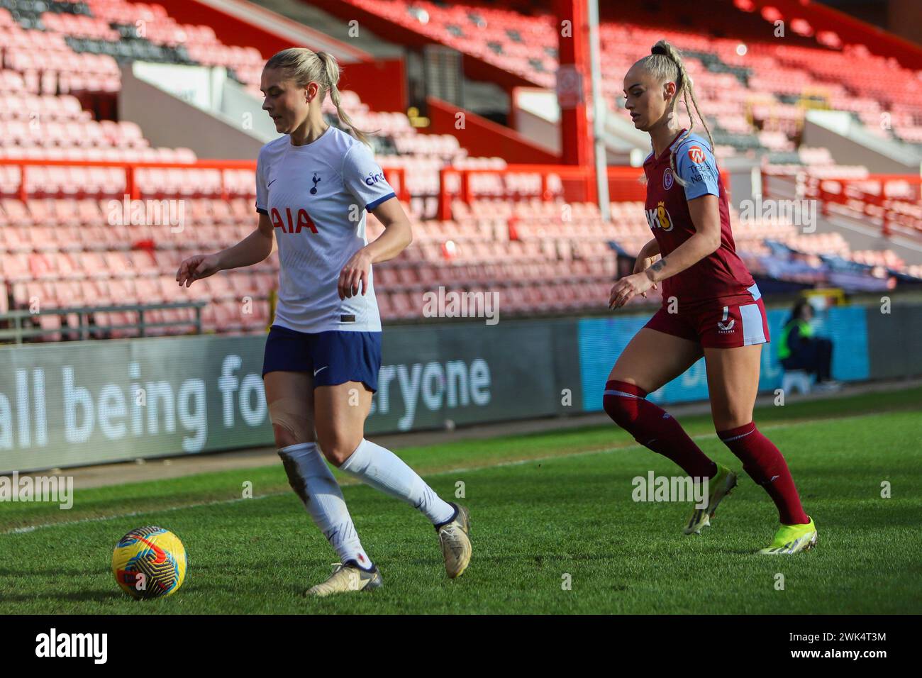 Amanda aston hi-res stock photography and images - Alamy