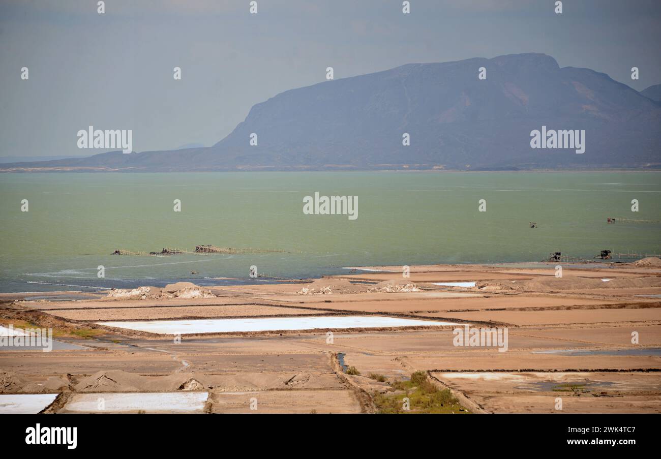 Dallol salt flats hi-res stock photography and images - Alamy