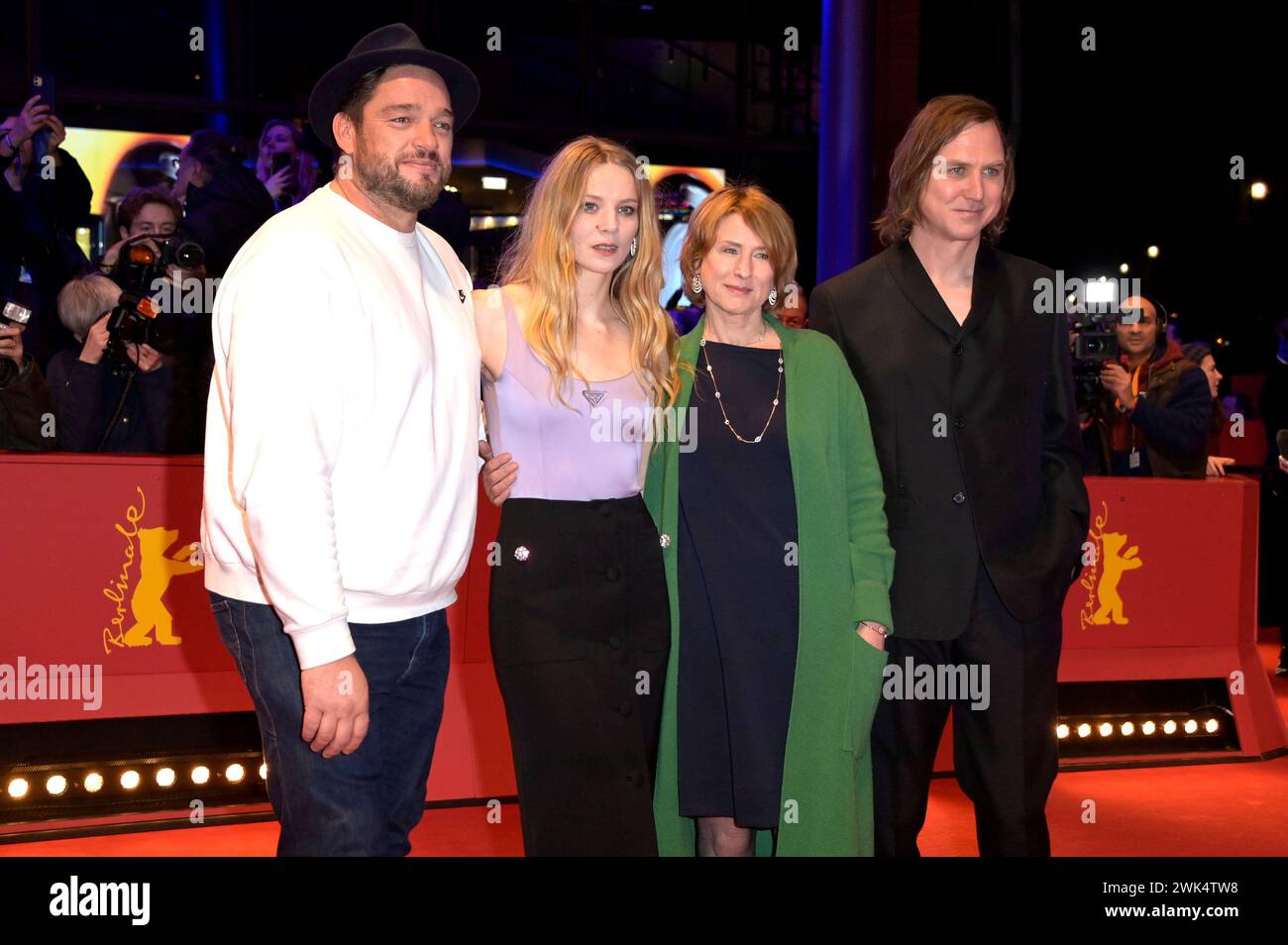 Ronald Zehrfeld, Lilith Stangenberg, Corinna Harfouch und, Lars ...