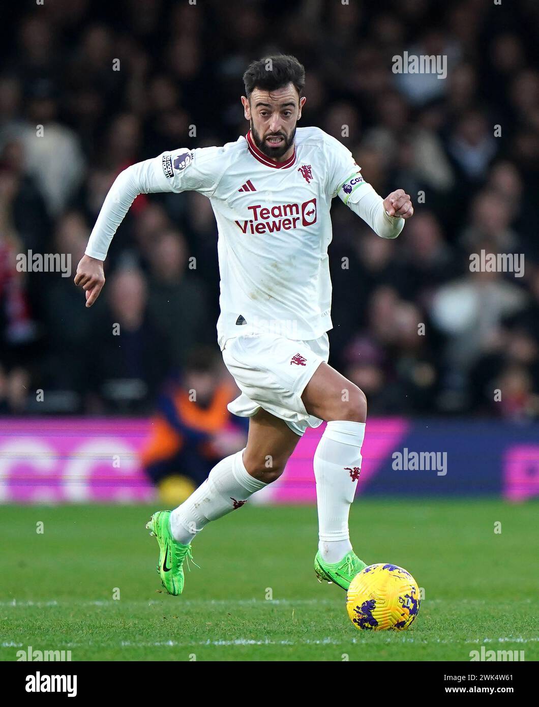 Bruno fernandes manchester united 2024 hi-res stock photography and ...