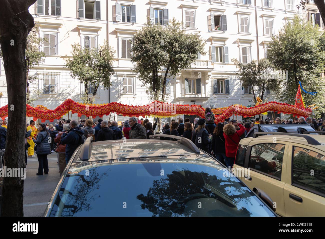Rome, Italy. 18th Feb, 2024. Parade of dragons and lion dances in ...
