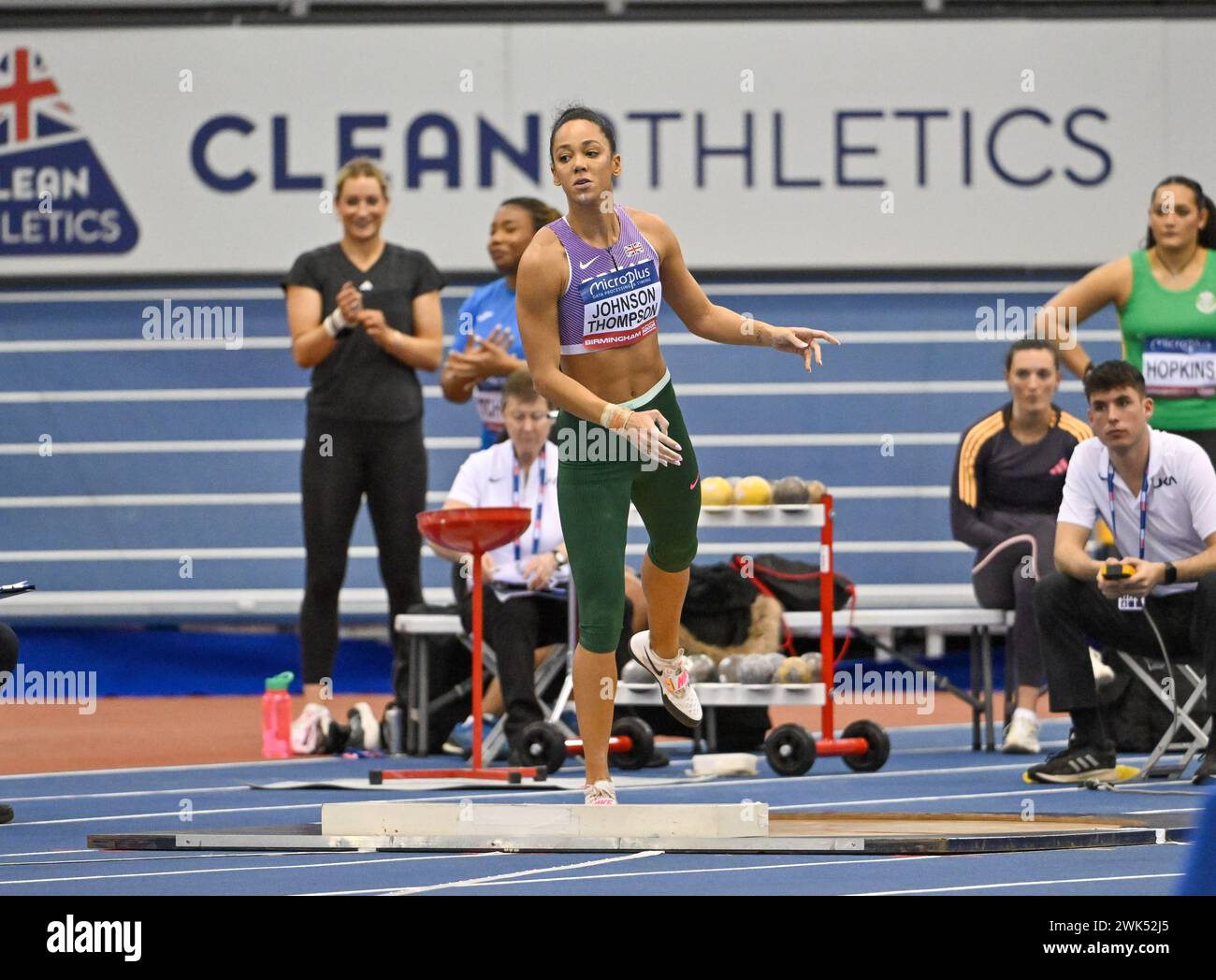 Birmingham, UK. 18th Feb, 2024. CAMPBELL Amelia wins the Womens Shot ...