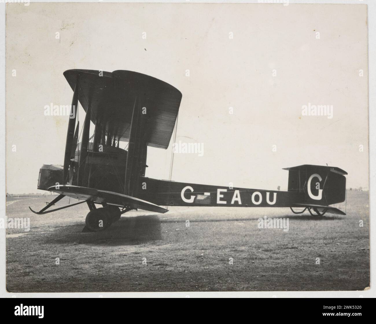 Vickers Vimy, G-EAOU, First flight by Australians from England to ...