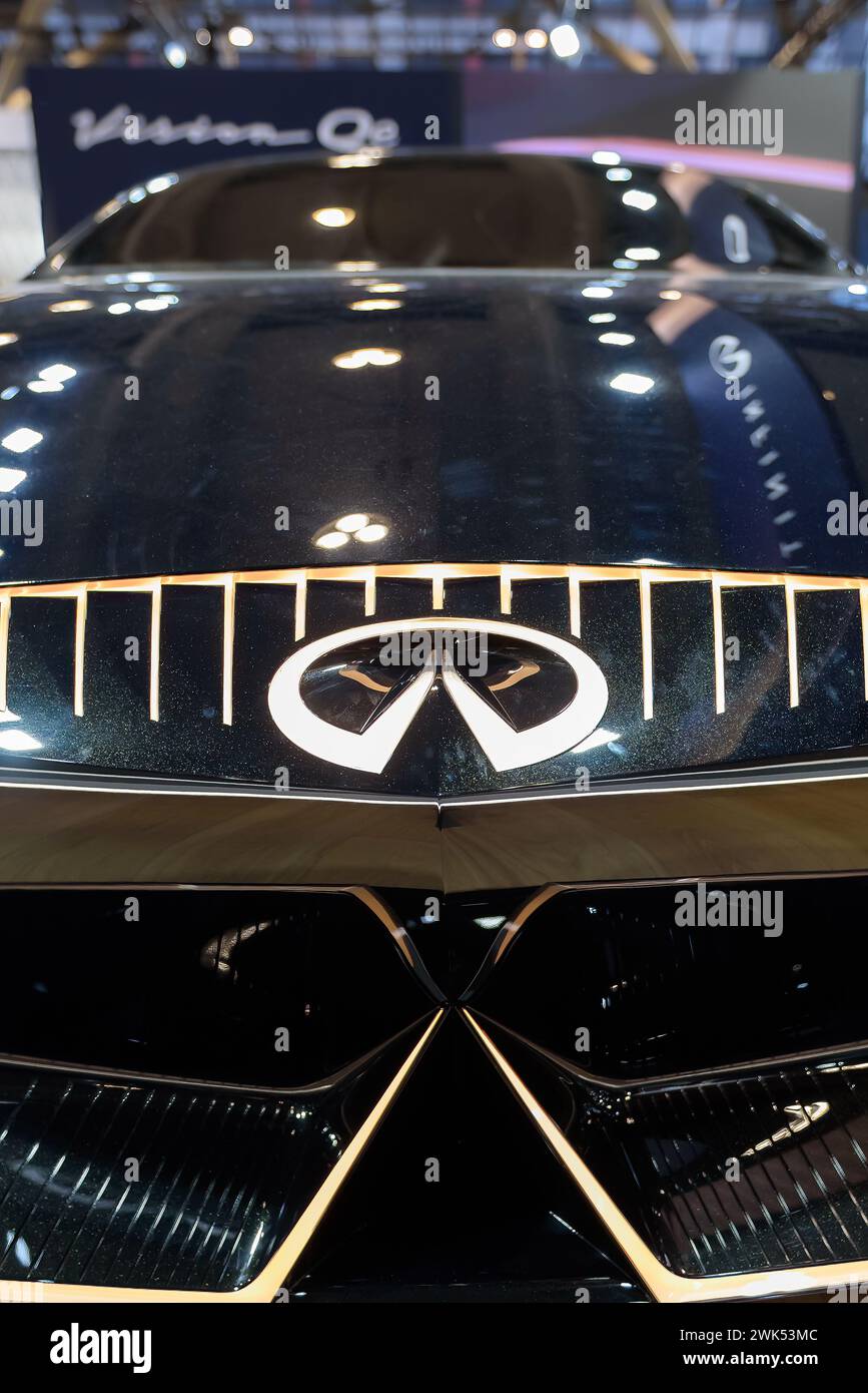 Electric infinity logo hi-res stock photography and images - Alamy