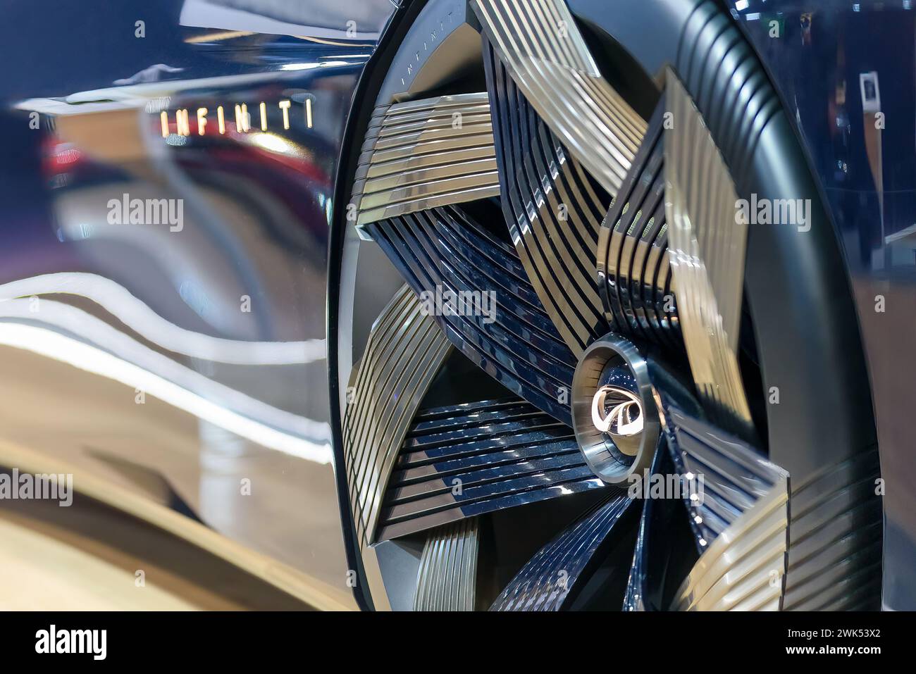 Infinity led light logo in the rim wheel of a car Stock Photo - Alamy