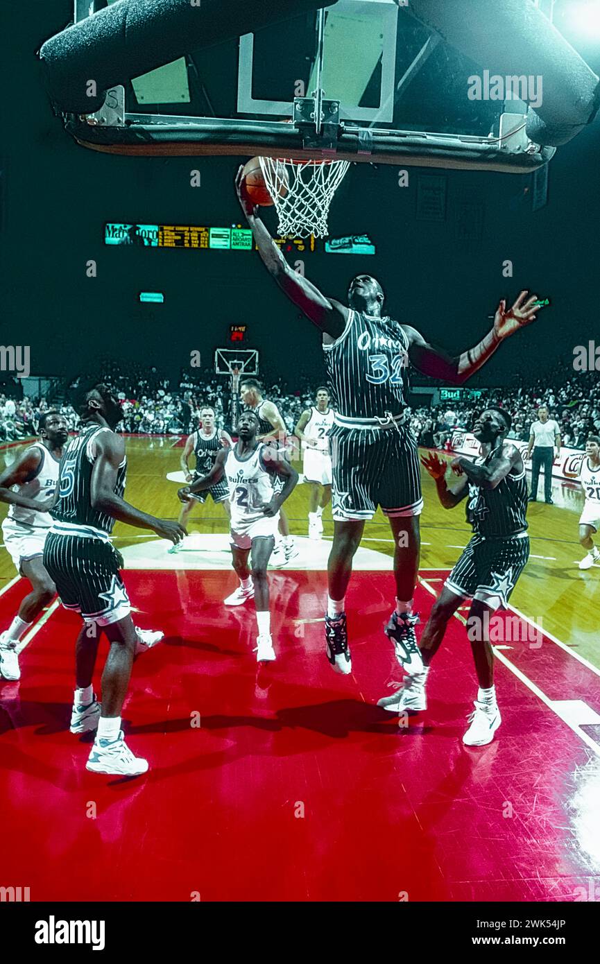 Shaquille o'neal 1992 hi-res stock photography and images - Alamy