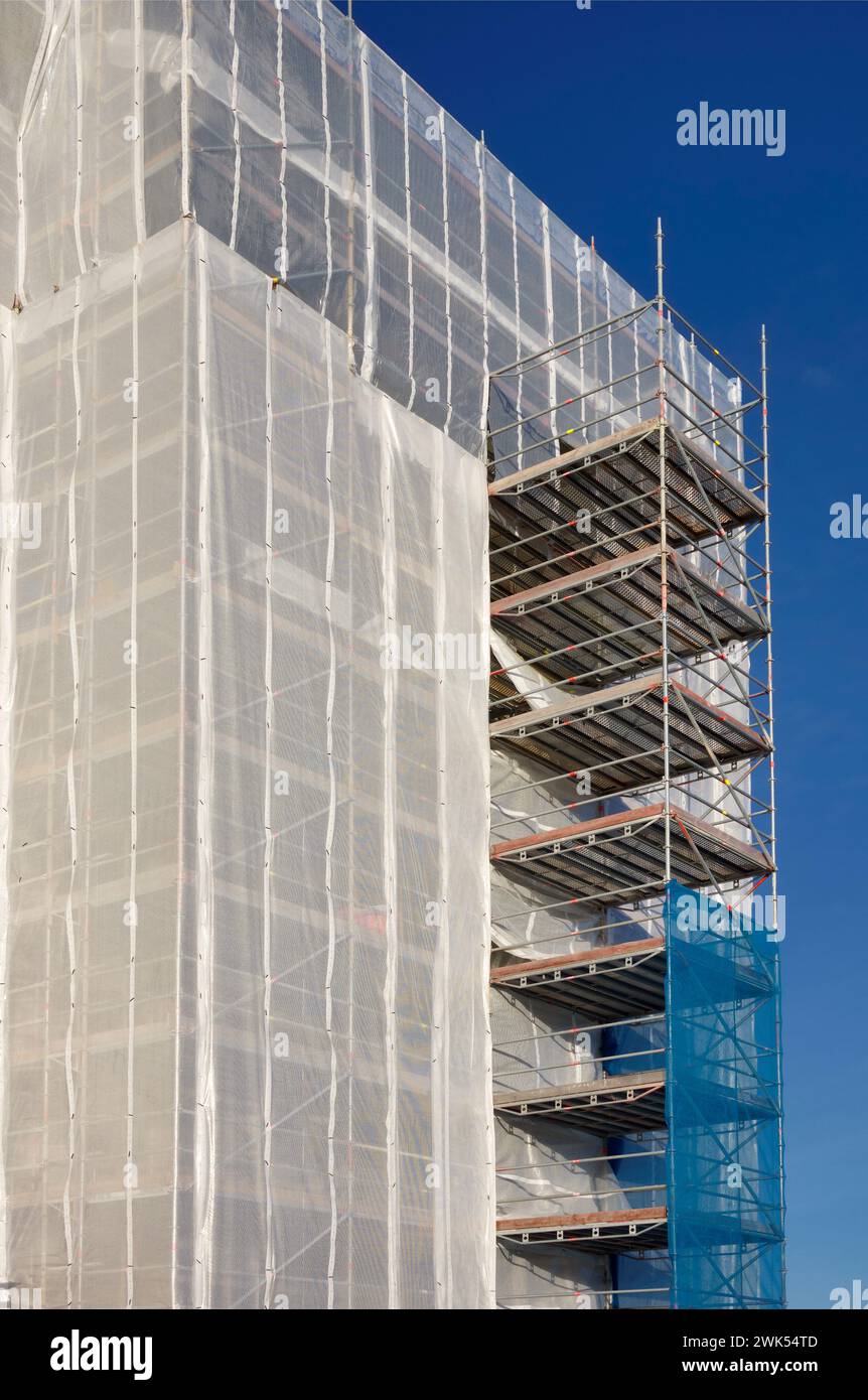 Building construction site, look up view Stock Photo - Alamy
