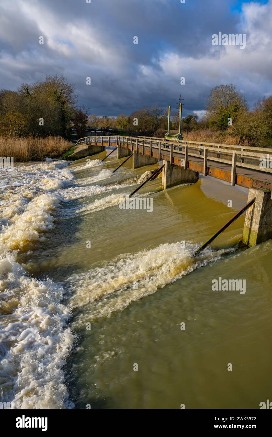 Flood water at Beeleigh Lock at the confluence of the river Chelmar and ...