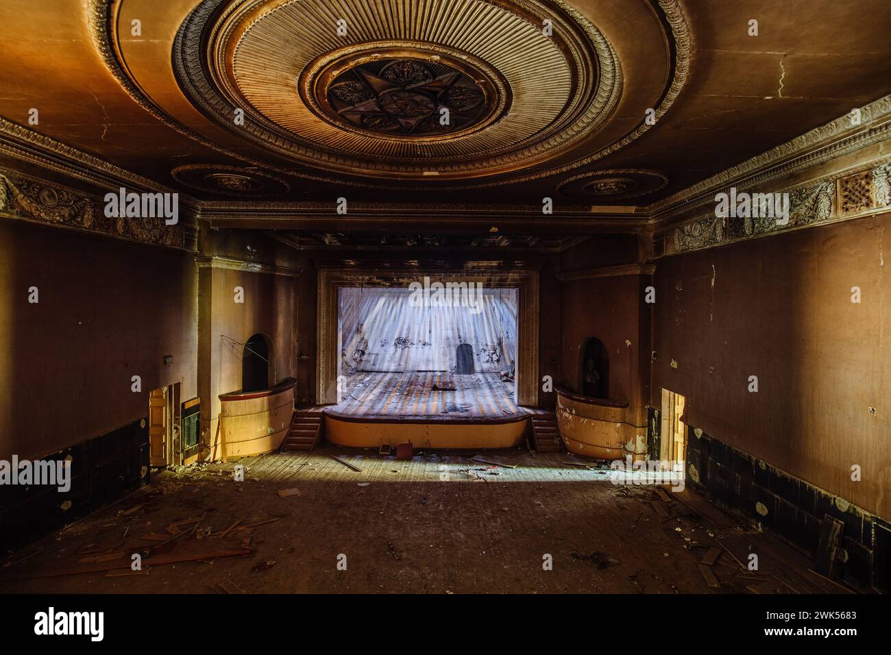 Old burnt creepy abandoned ruined haunted theater Stock Photo - Alamy