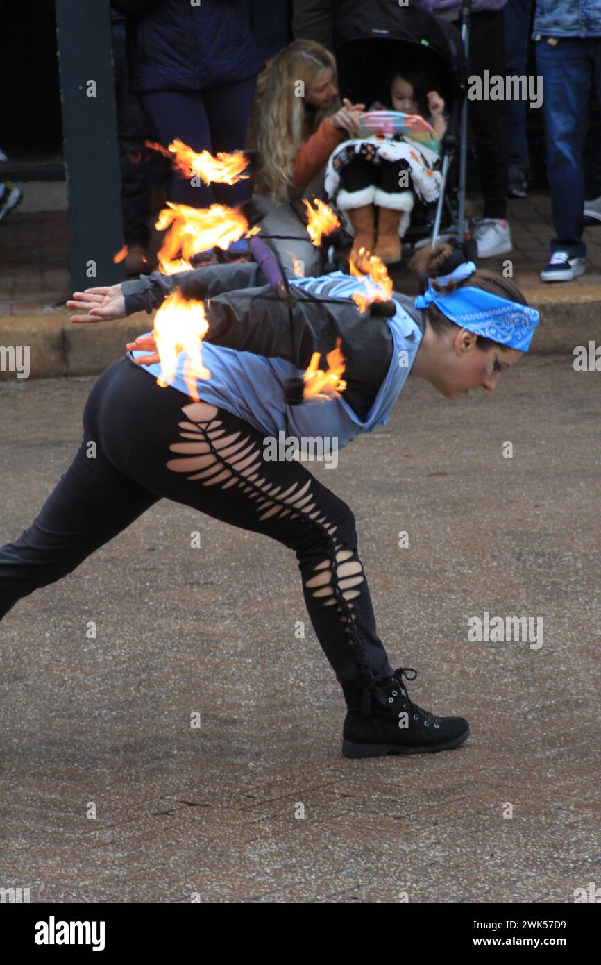 Darts of fire hi-res stock photography and images - Alamy