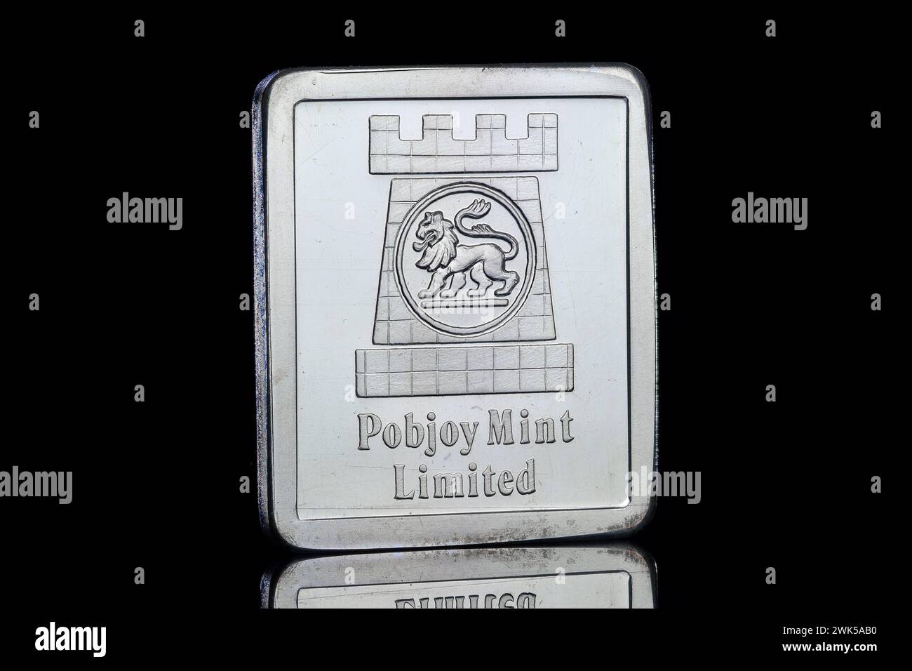 Pobjoy silver ingot hi-res stock photography and images - Alamy