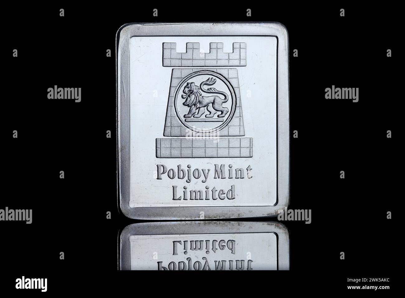 Pobjoy silver ingot hi-res stock photography and images - Alamy