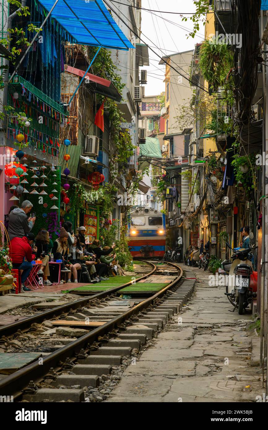 Vietnam bucket list hi-res stock photography and images - Alamy