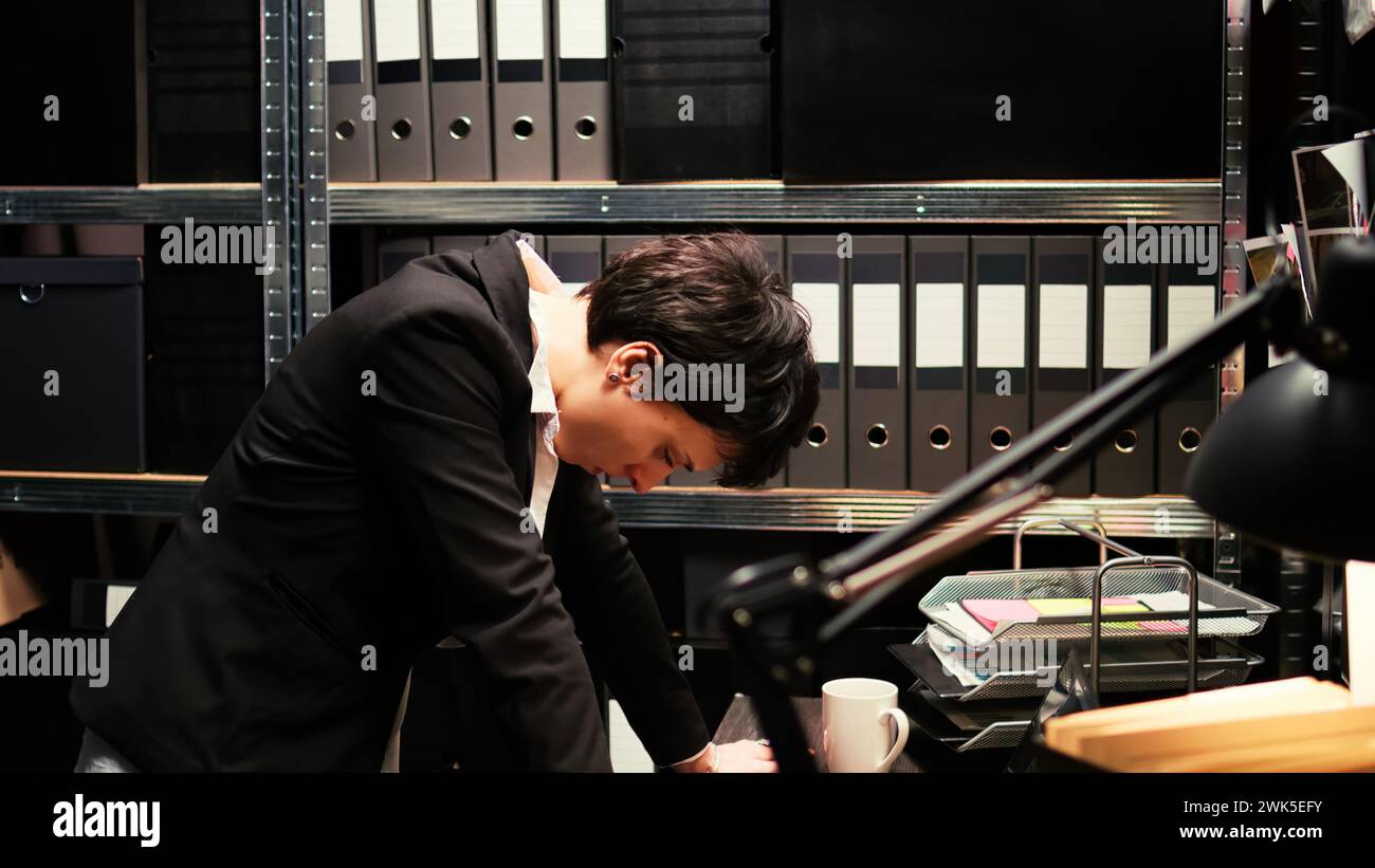 Police suspect board hi-res stock photography and images - Alamy