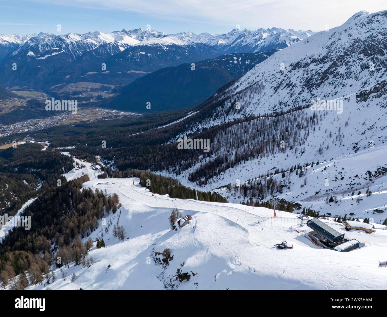Hoch-Imst, Österreich. 18 Februar 2024. Bergstation Alpjoch des ...
