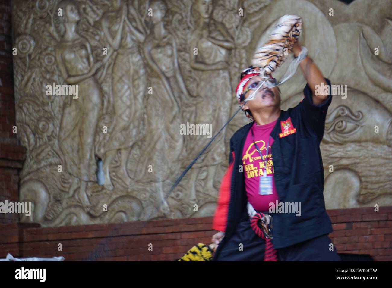 The performer pecut samandiman with batik cloth. The art of the ...