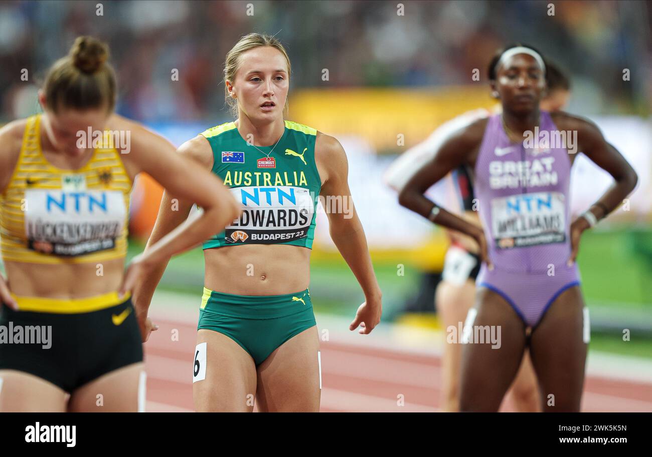 Kristie EDWARDS participating in the 4x100 meters relay at the World ...