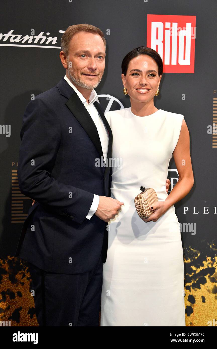 Christian Lindner mit Ehefrau Franca Lehfeldt bei der Place To B ...