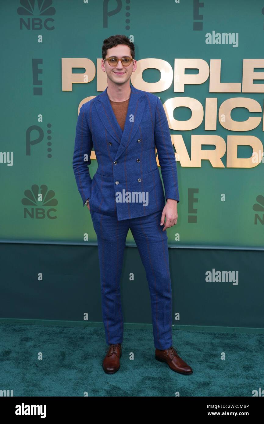 Matt Friend arrives at the People's Choice Awards on Sunday, Feb. 18 ...