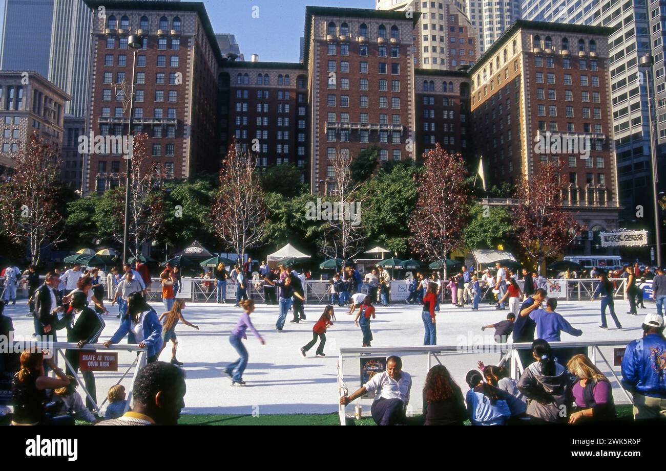 Peple ice skating in Pershing Square in downtown Los Angeles ...
