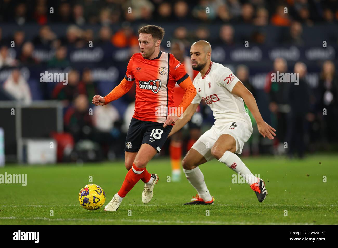 Kenilworth Road, Luton, Bedfordshire, UK. 18th Feb, 2024. Premier ...